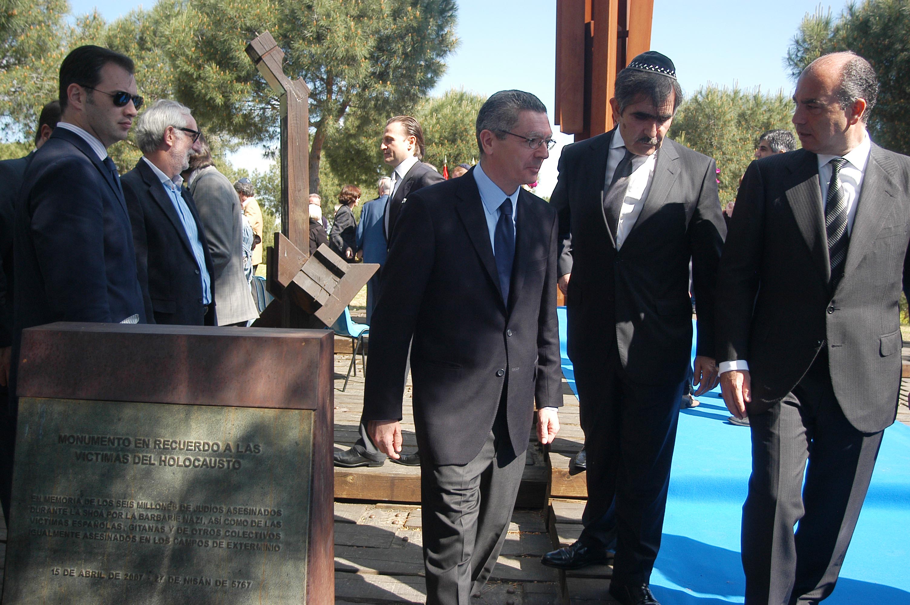 Recuerdo a las víctimas del Holocausto - Ayuntamiento de Madrid