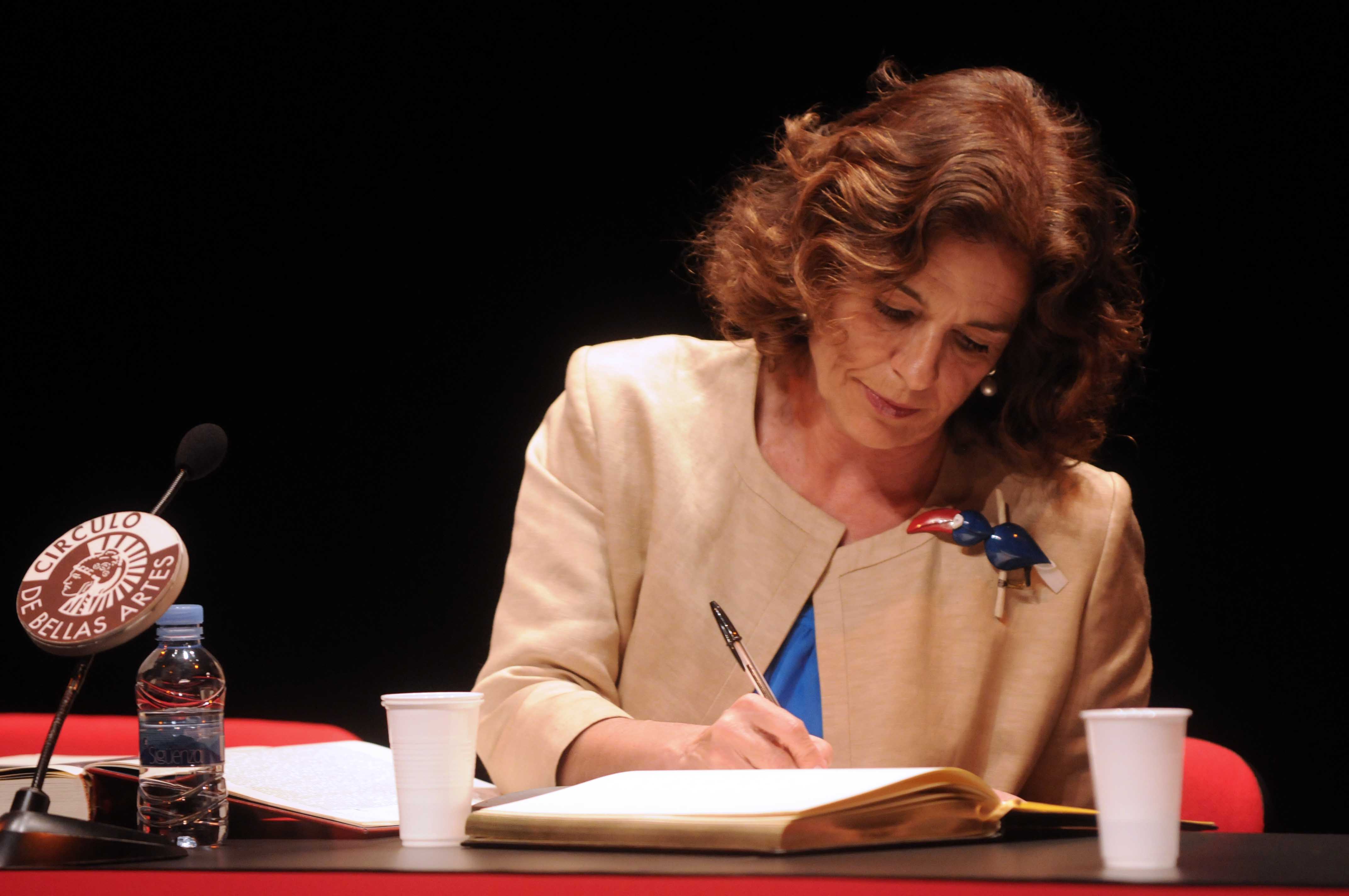 Ana Botella pone voz al Quijote - Ayuntamiento de Madrid