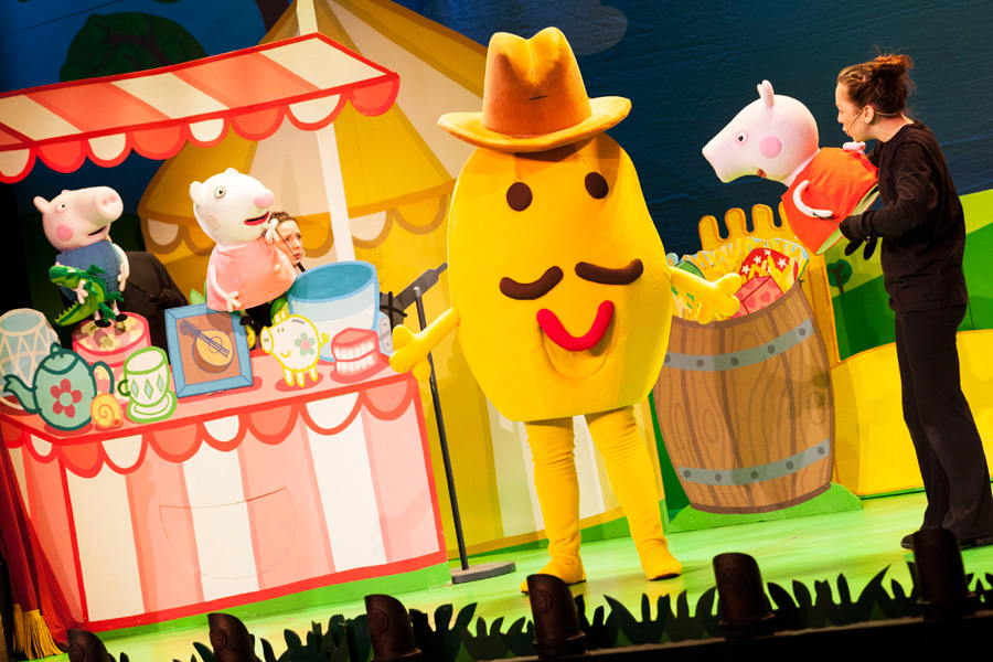 El musical Peppa Pig Big Splash llega al Fernán Gómez. Centro Cultural ...