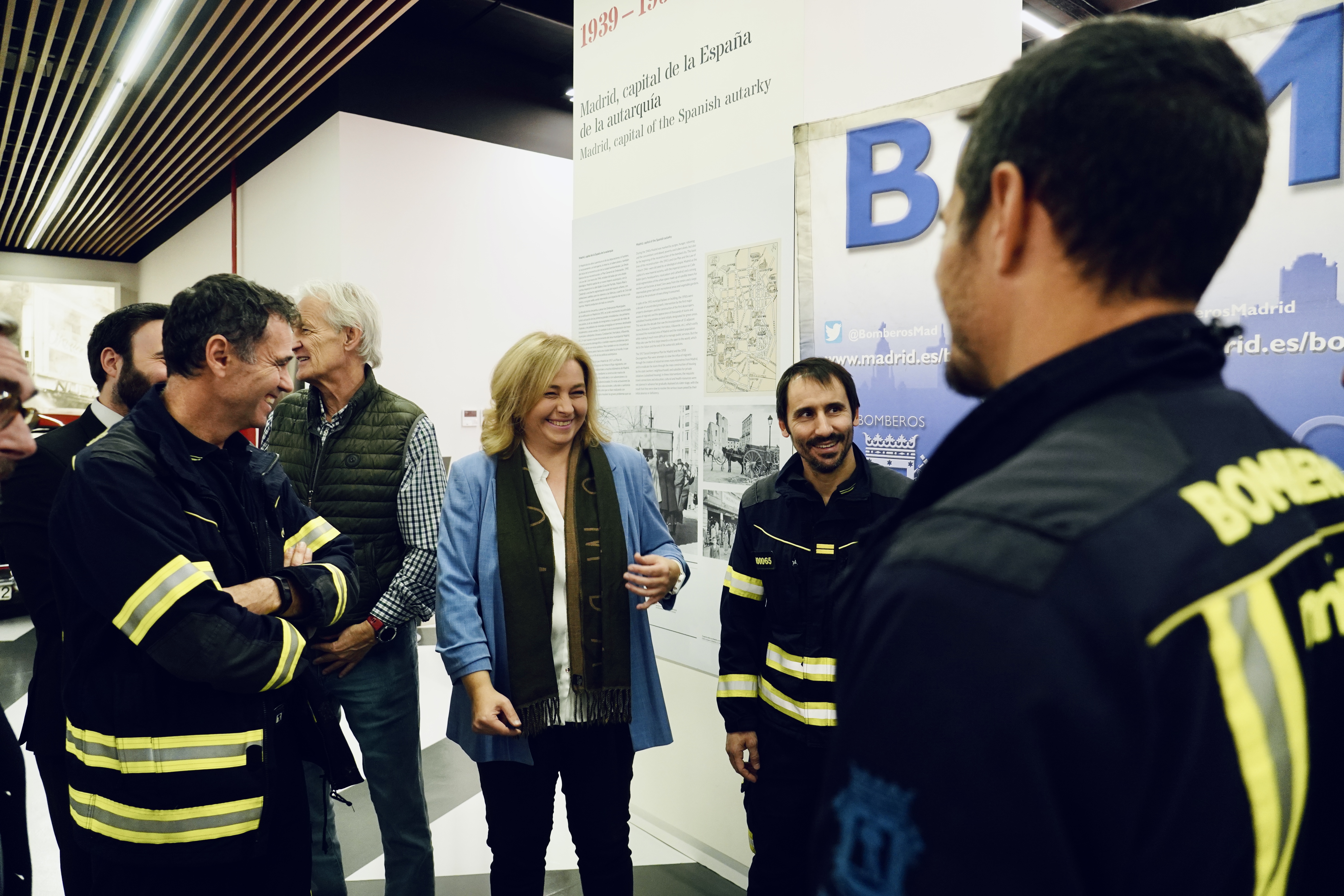 El Ayuntamiento renueva la uniformidad del Cuerpo de Bomberos, que ...